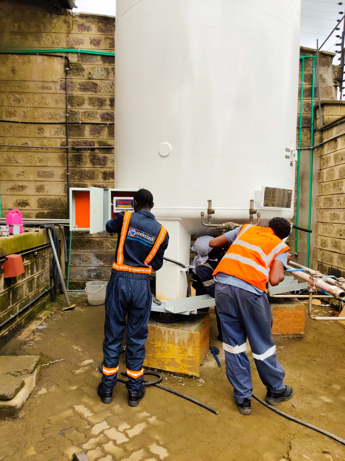 Carbacid CO2 Tank Weighing Telemetry Device Kenya | Remote Monitoring